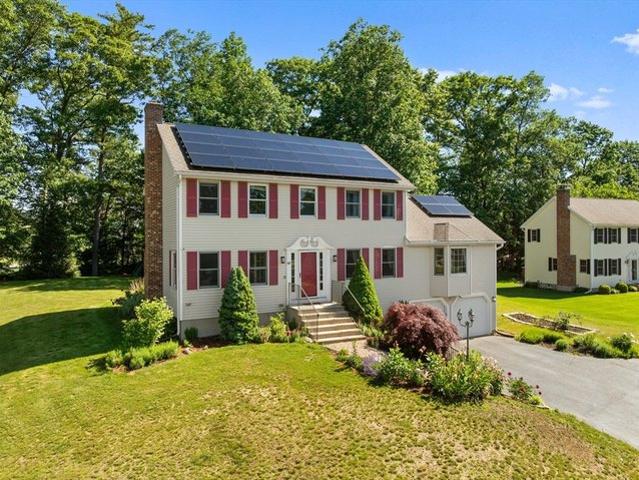 49 Larson Ave, Leominster, MA 01453