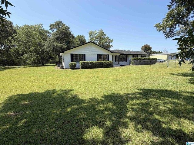 49 Marine St, Dothan, AL 36301