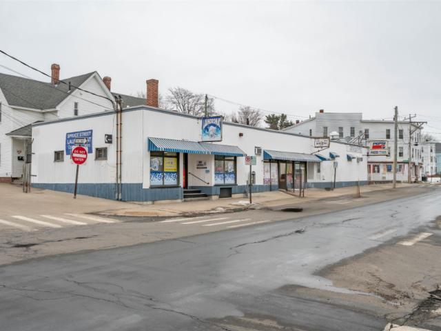 49 Massabesic Street
