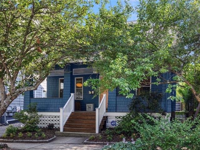 49 Methyl Street