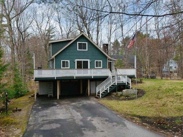 49 Mountain View Dr, Moultonborough, NH 03254