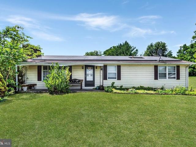 49 N Main St, Smithsburg, MD 21783