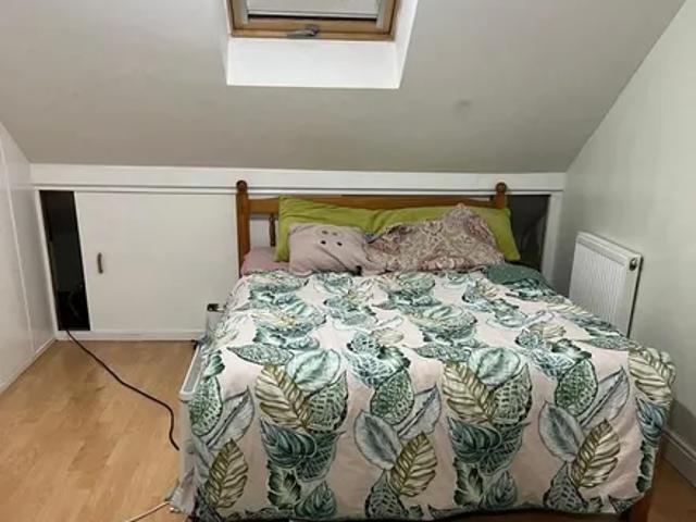 49 Naseby Road, London, IG5 0NW, United Kingdom | Room for rent #139621292 | Rentberry