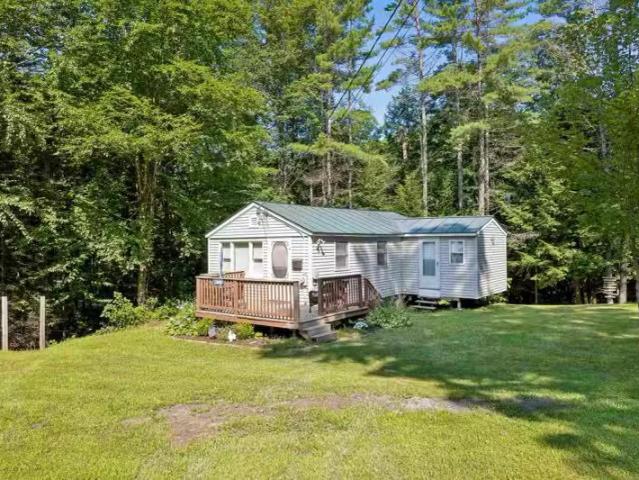 49 OLD CITY FALLS RD, STRAFFORD, VT 05072 Single Family Reside.