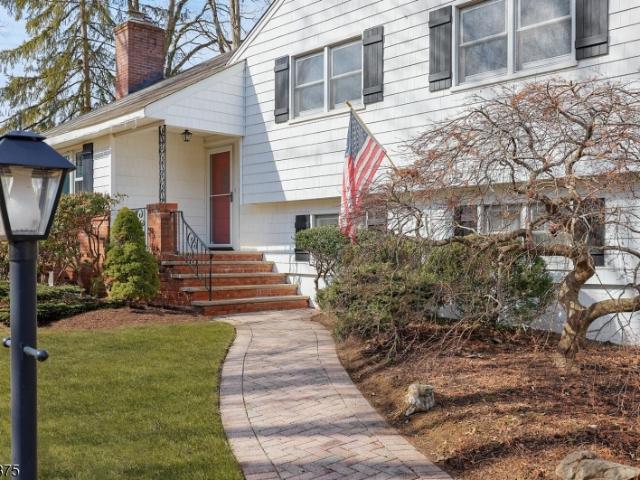 49 Overlook Rd