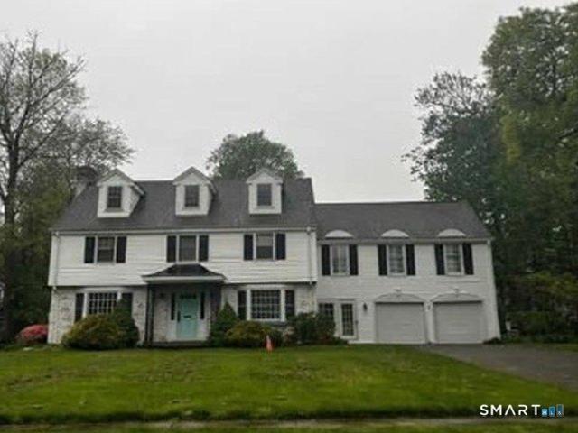 49 Pilgrim Rd, West Hartford, CT 06117
