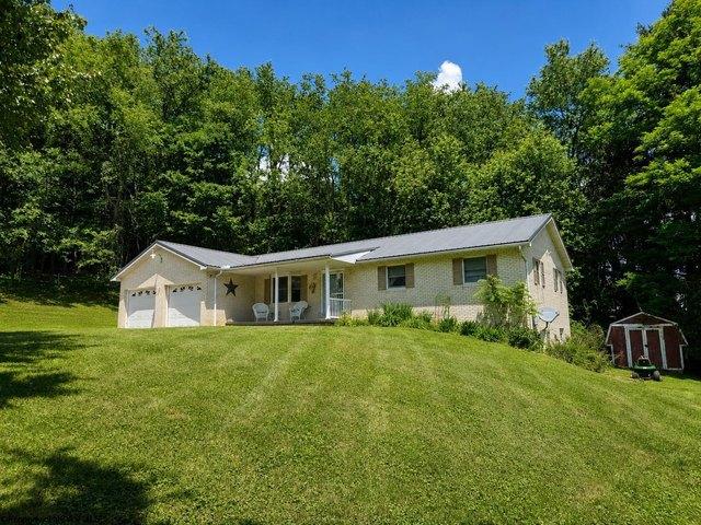 49 Price Hill Rd, Morgantown, WV 26501