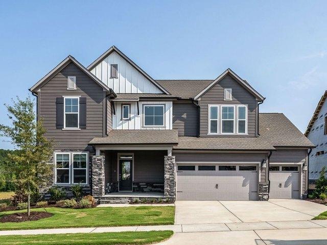 49 Reflection Pkwy, Fuquay Varina, NC 27526