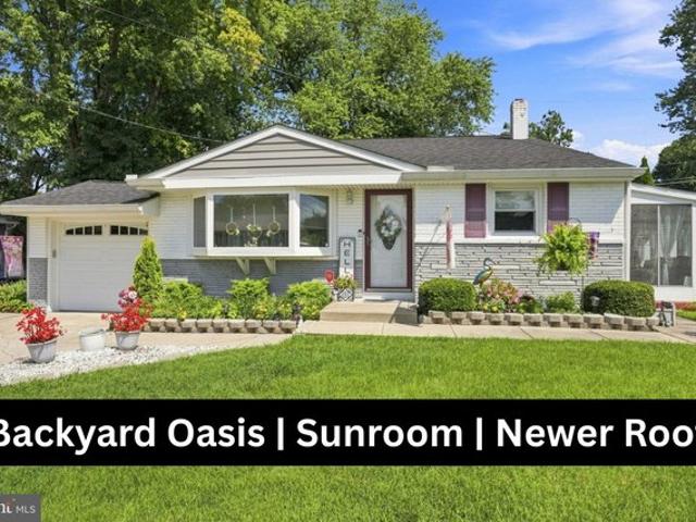 49 Rockville Dr, Bellmawr, NJ 08031