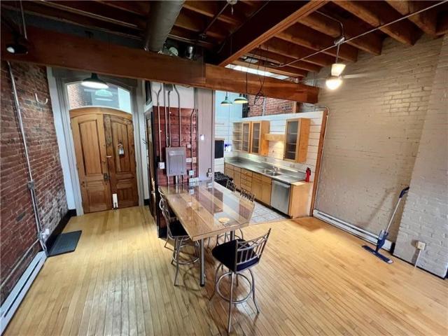 49 S 14th St Apt 2, South Side, US, PA