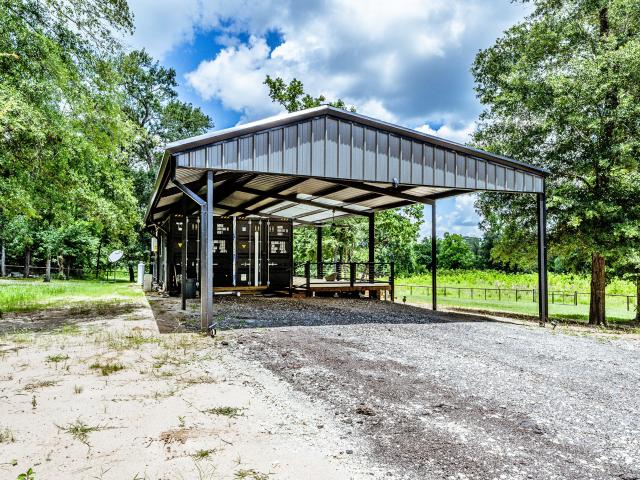 49 Sandy Creek Farm Rd