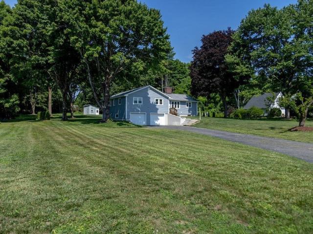 49 Sawmill Plain Road