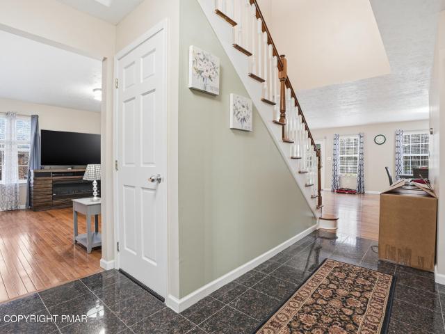 49 Seneca Road