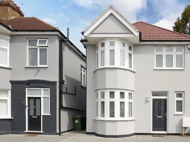 49 Sidewood Road, London, SE9 2EZ, United Kingdom | 3 bed house for rent #167850971 | Rentberry