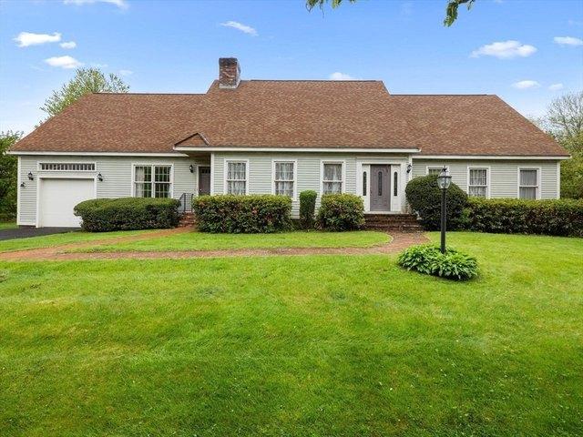49 South St, Grafton, MA 01519