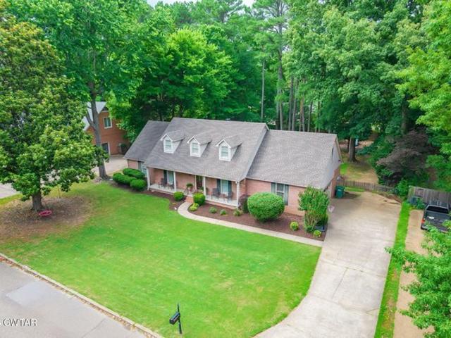 49 Sunhaven Dr, Jackson, TN 38305