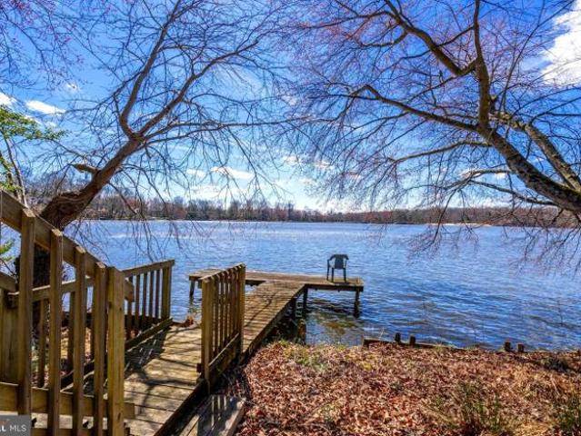 49 Sunset Lake Rd, Bridgeton, NJ 08302
