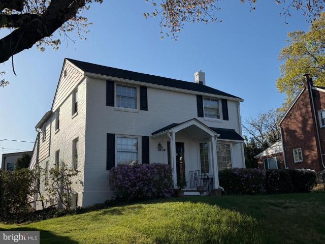 4 Myrtle Avenue