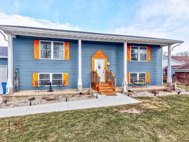 4 Maplewood Lane