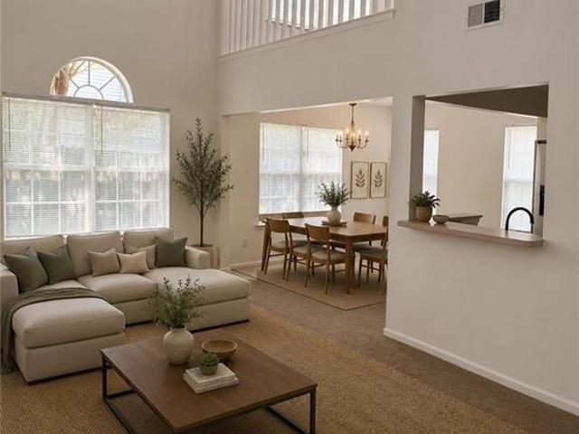 4 Marigold LN