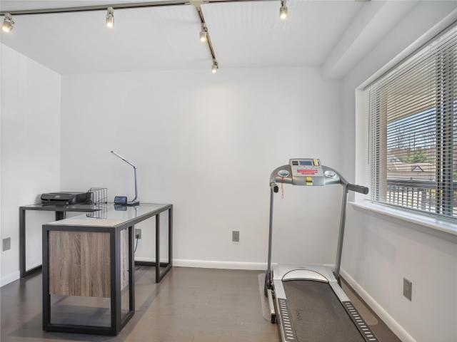 4 Marina Drive M3