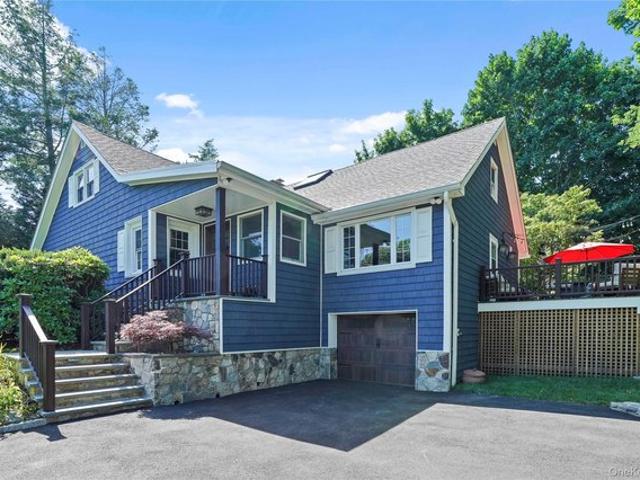 4 McKinley Pl, Ardsley, NY 10502