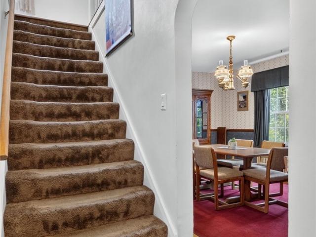4 Melvin Avenue