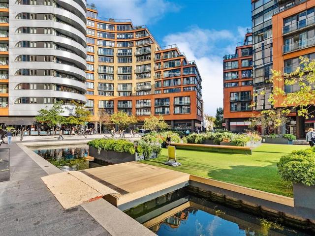 4 Merchant Square East, London 3 bed apartment to rent £5,200 pcm £1,200 pw