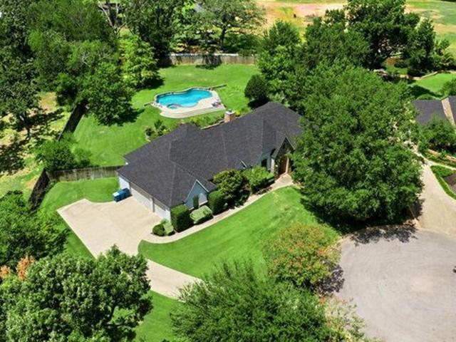 4 Mill Run Pl, Athens, TX 75751