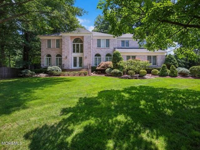 4 Miro Cir, Marlboro, NJ 07746