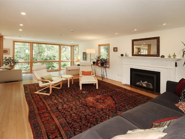 4 Morton Road