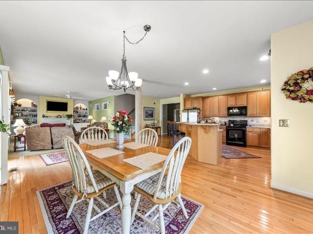 4 N Henley Drive