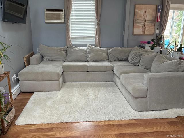4 N Parente Lane