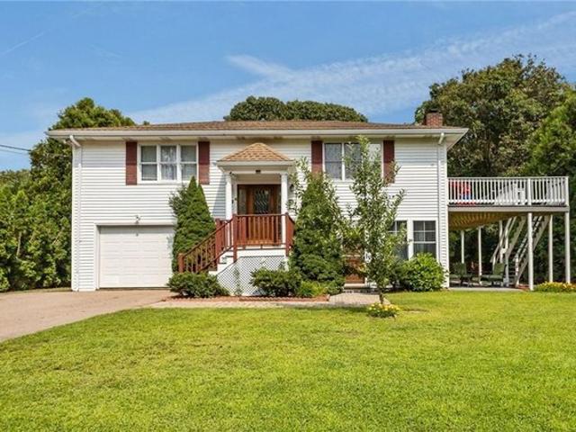 4 Nantucket Ave, Westerly, RI 02891
