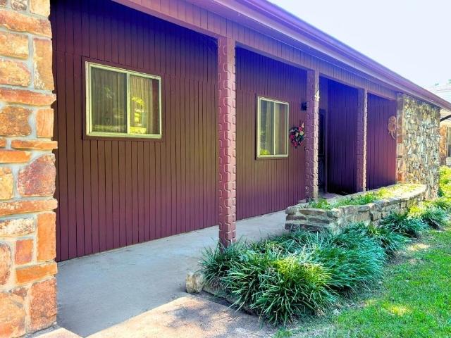 4 Otter Drive