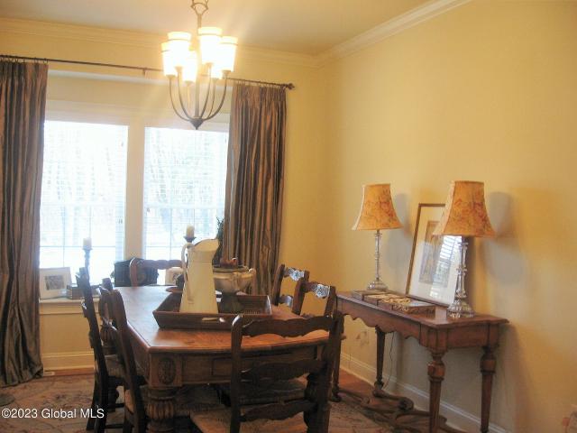 4 Outlook Avenue
