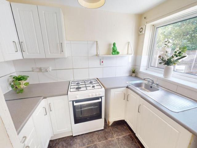 4 Old Mill Close, Radford. 4 bed semi detached house to rent £2,427 pcm £560 pw