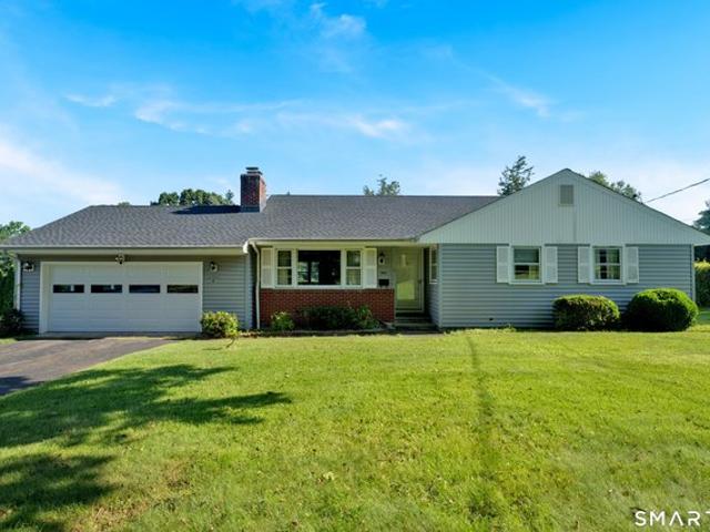 4 Old Rock Hill Rd, Wallingford, CT 06492