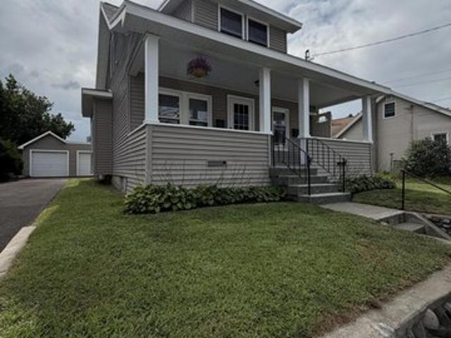 4 Orford St, Albany, NY 12205