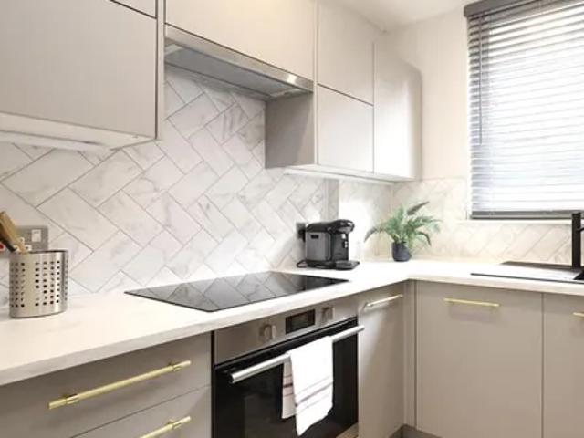 4 Atholl Crescent Lane | Studio apartment for rent #123503940 | Rentberry