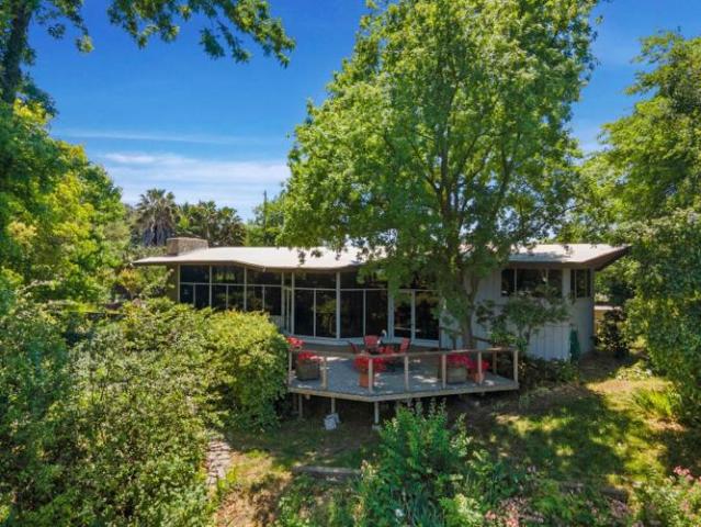 4 Atherton Island, Stockton, CA 95204