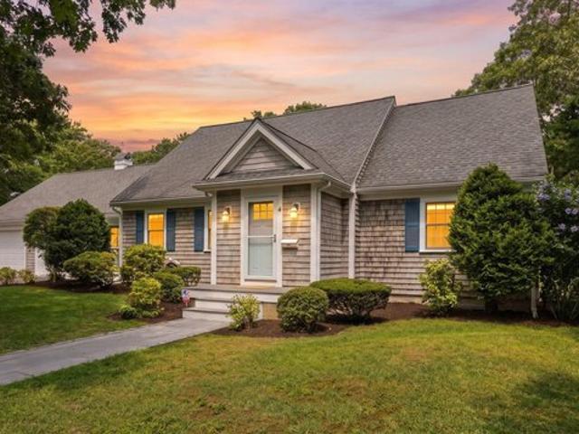 4 Aunt Ediths Rd, South Yarmouth, MA 02664