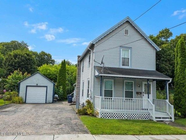 4 Albert St, Adams, MA 01220