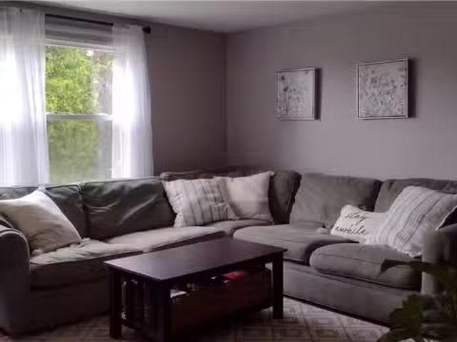 4 Almy Ct, Unit 1, Newport, RI 02840 MLS #1386207
