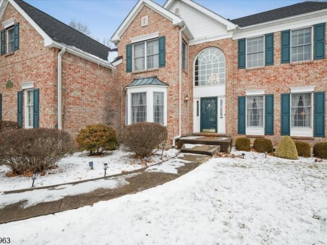 4 Alpaugh Dr