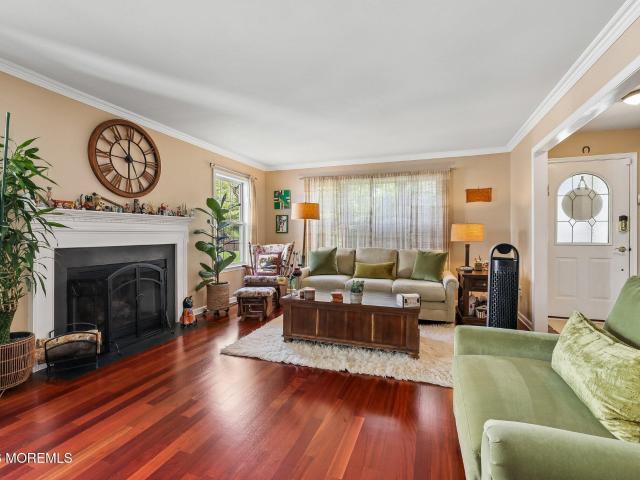 4 Angelica Court
