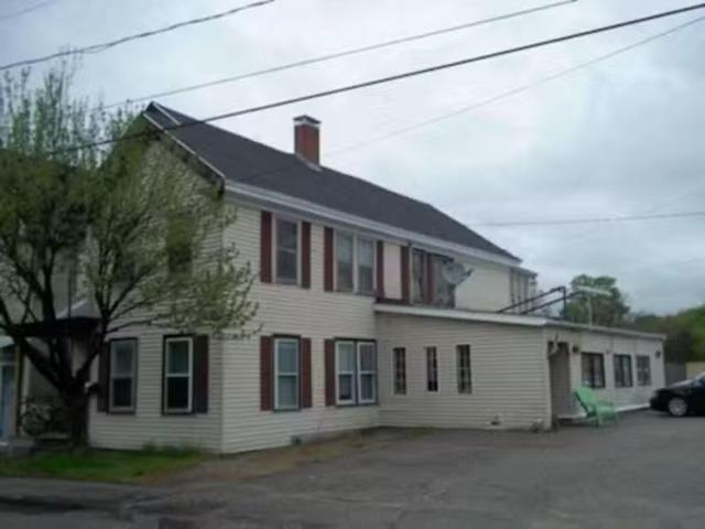 4 Androscoggin Street, Gorham, NH 03581 648405813