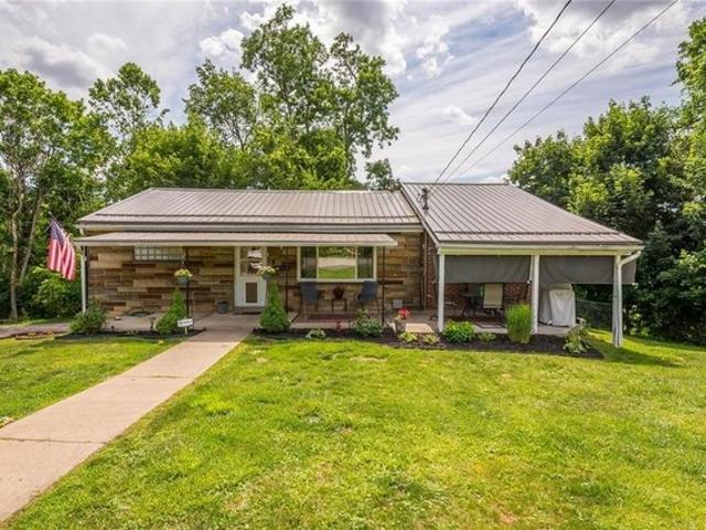 4 Ann St, Carnegie, PA 15106