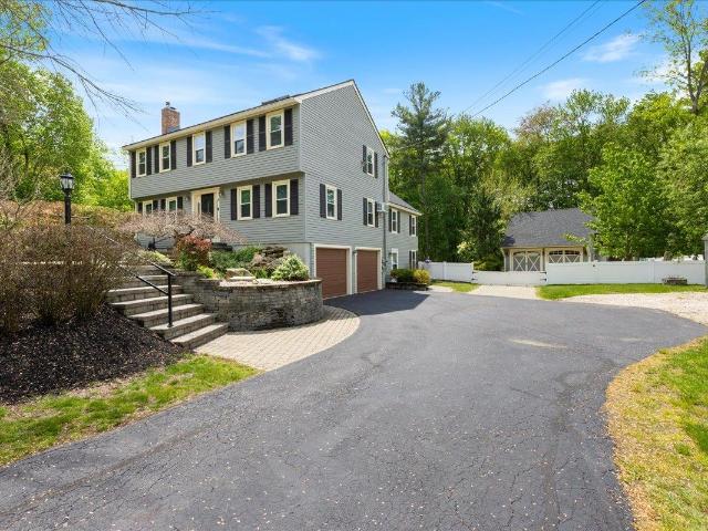 4 Applewood Lane
