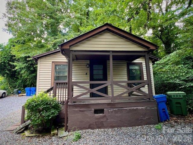 4 Arbutus Rd, Asheville, NC 28805